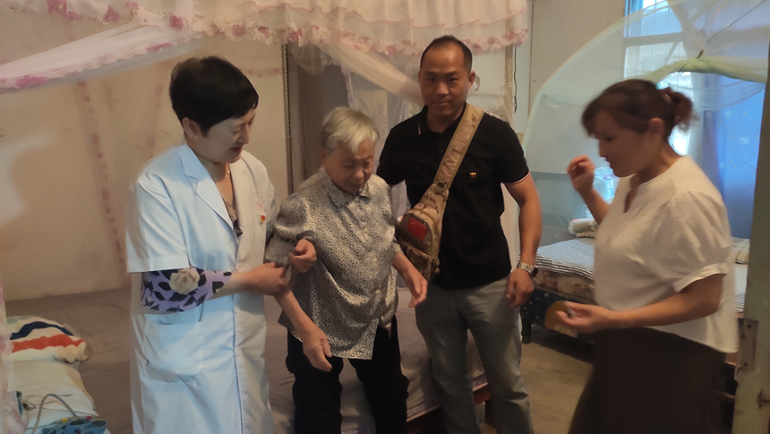 江西赣北医院开展党建引领守初心 真心为民办实事义诊活动 江西赣北医院 原共青新市医院 九江市红十字医院