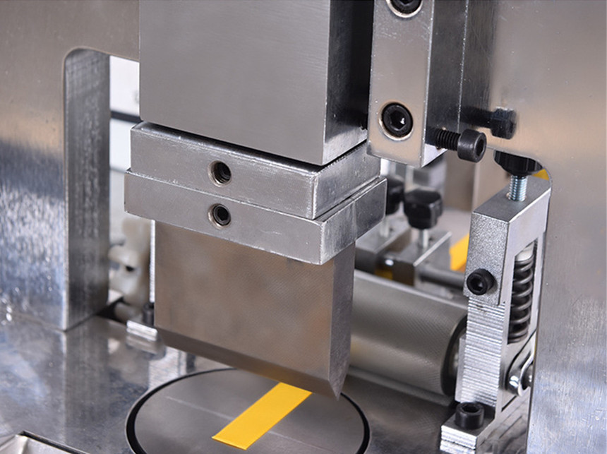 Webbing ultrasonic hole punch cutter ES-049 - ultrasonic punch and cut