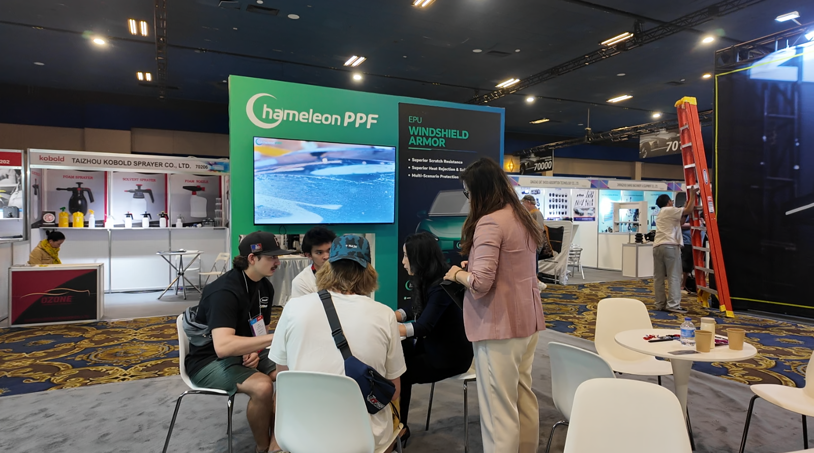 ChameleonPPF’s SEMA Booth 70207 Draws Steady Crowds – Industry Interest Peaks_Chameleon ...