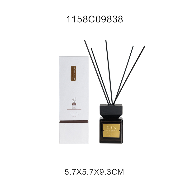 烛台、蜡烛、香薰、精油及一切香薰制品 -d.sky home