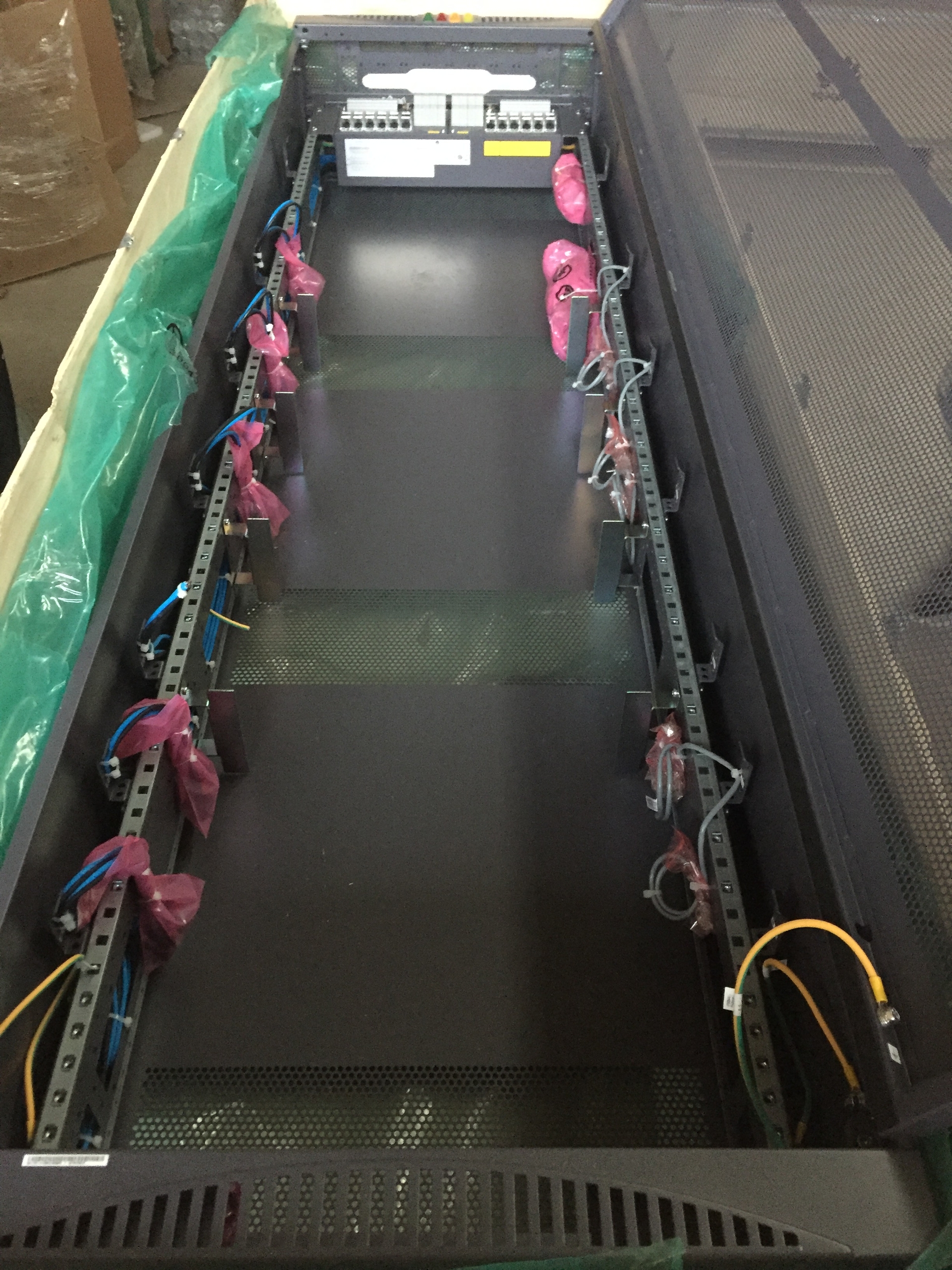 华为A63B机柜介绍，300*600*2200波分机柜，300/600/2200传输机柜_华为UPS官网_华为通信电源