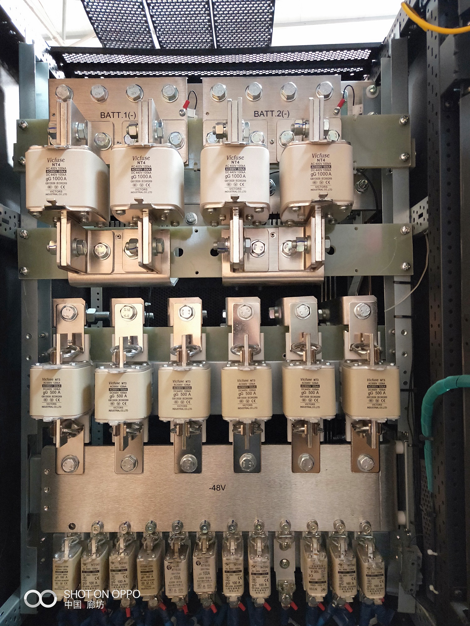 华为TP482000B通信电源产品系列简介，48V2000A华为高频开关电源，TP483000D华为综合柜_华为UPS官网_华为通信电源